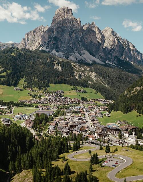 Discover the villages of Alta Badia
